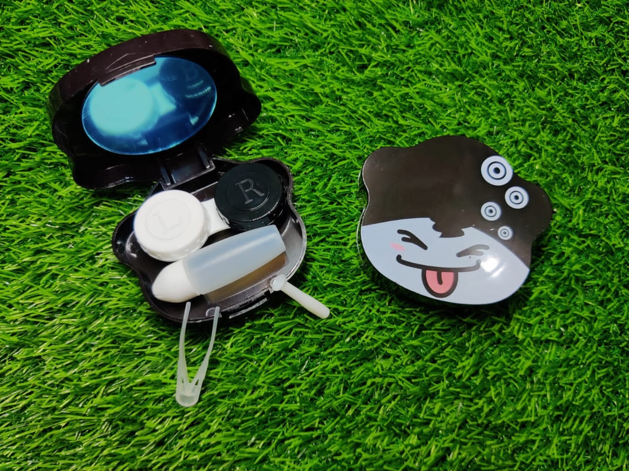 Cartoon Travel Kit